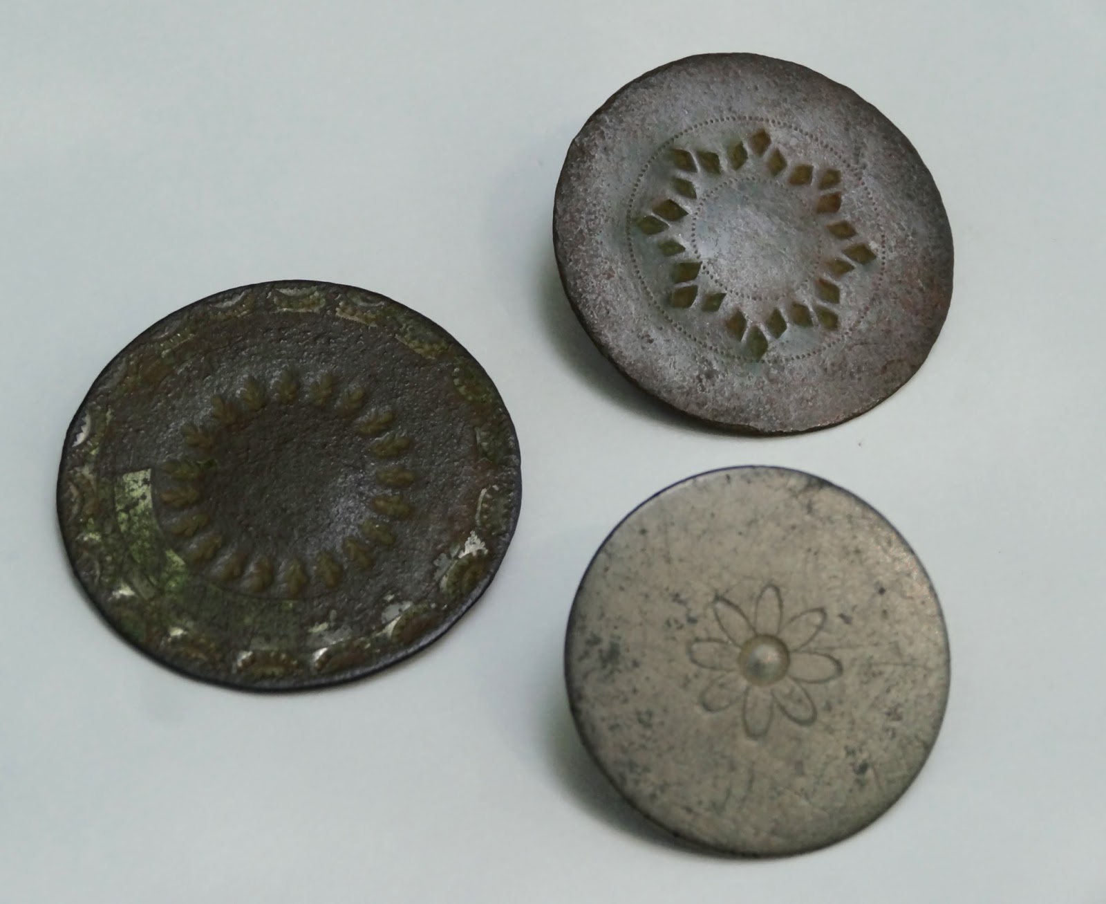 Contemporary Makers: 18th Century Decorative Buttons
