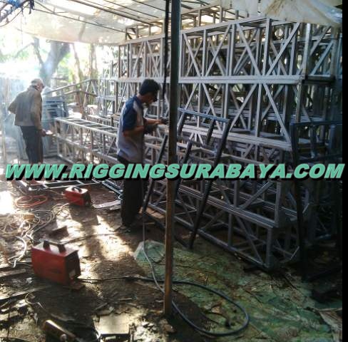 RIGGING SURABAYA