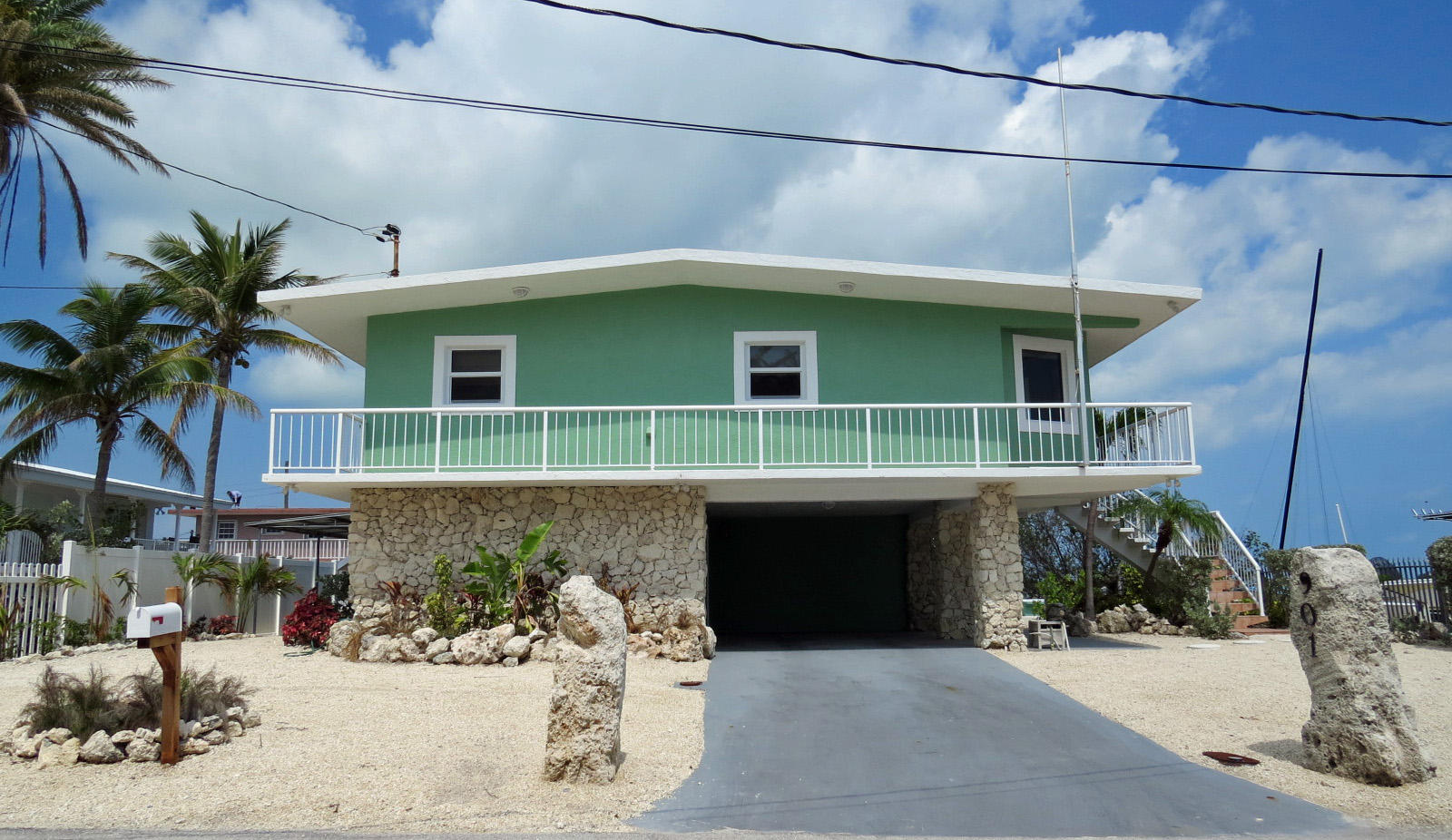 Real Estate in the Florida Keys: Canal front CBS house with a view 850K ...
