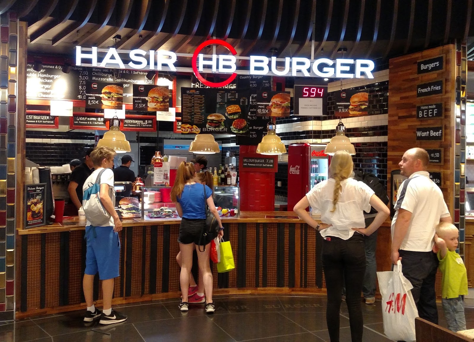 PIG OUT SPOTS: Hasir Burger (Berlin, Germany)
