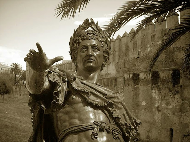 Sevilla y sus Curiosidades: Los Hijos de César