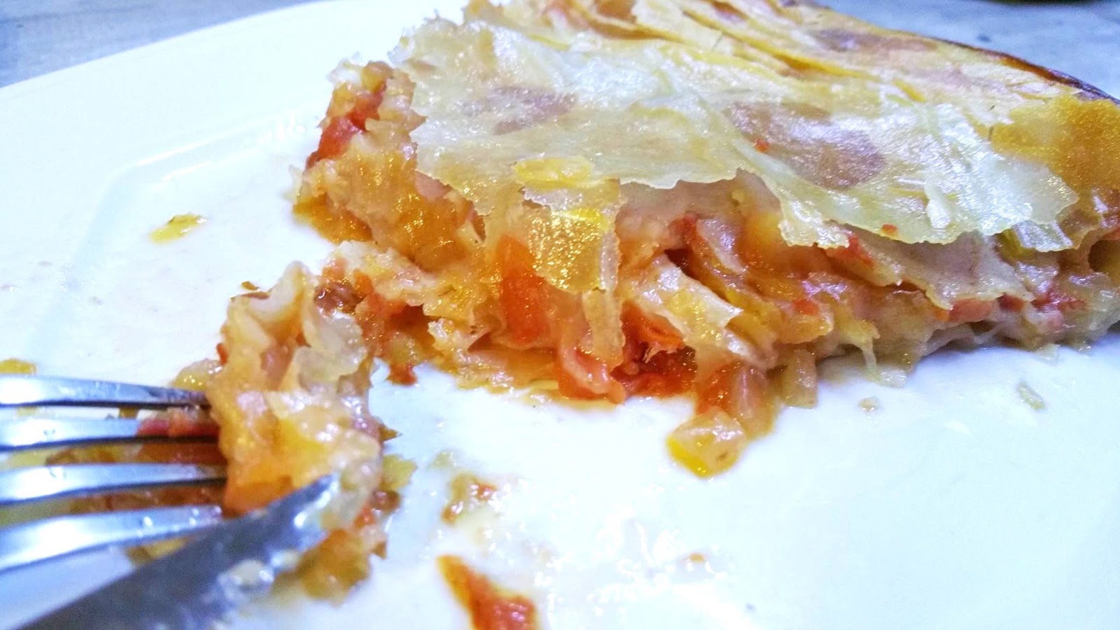 Byrek me qepë e domate | BonBon Taste