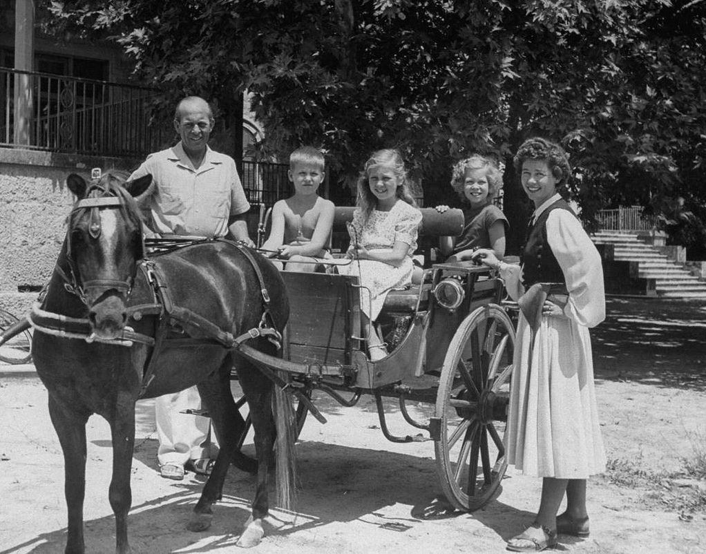 istorikesphotografies ΙΣΤΟΡΙΚΕΣ ΦΩΤΟΓΡΑΦΙΕΣ: ΕΠΕΤΕΙΑΚΟ: H ΦΡΕΙΔΕΡΙΚΗ ...