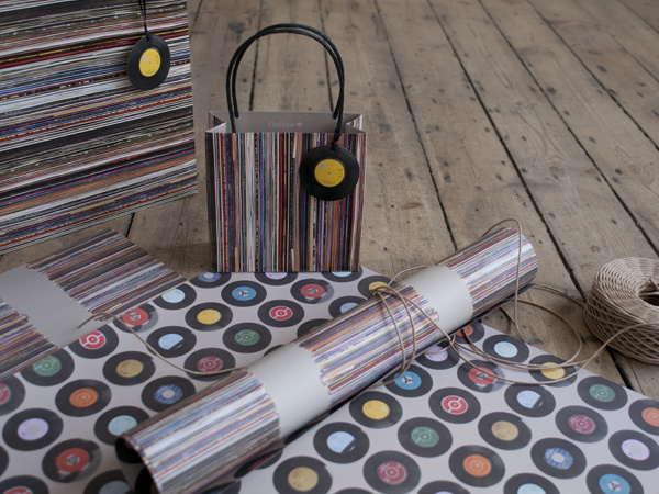 Domestic Sluttery: Wrapping Paper Wednesday