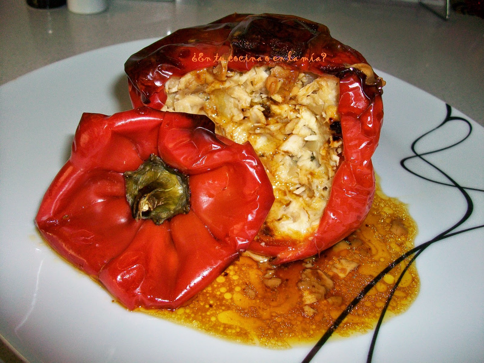 ¿En tu cocina o en la mía?: PIMIENTOS RELLENOS DE POLLO