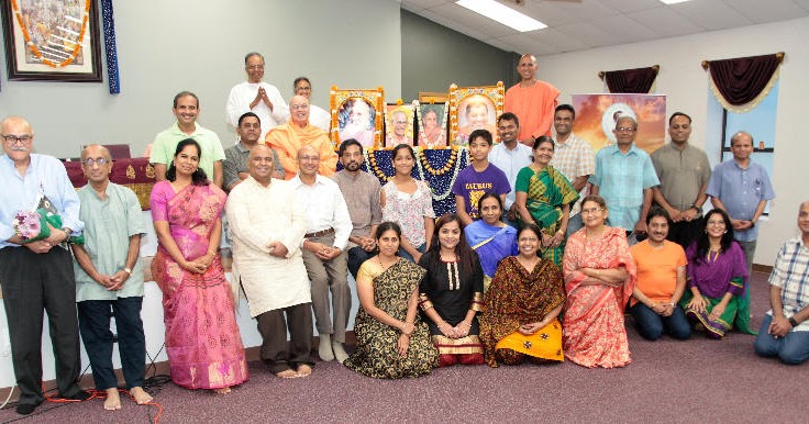 Swami Chinmayananda : Swami Chinmayananda, the founder of Chinmaya ...