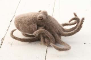 Everything Octopus: Suckers! Frugal Kiwi's Needle-Felted Octopus