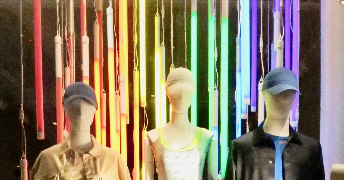 RetailStoreWindows.com: Weekday, London