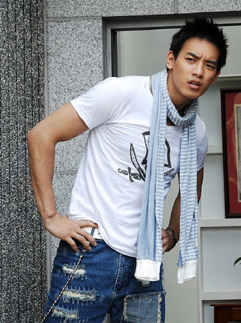 Man Central: Denny Huang: In Casual Wear