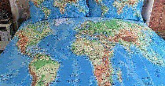 CHODAVARAMNET: 3D WORLD MAP ON BED SHEET