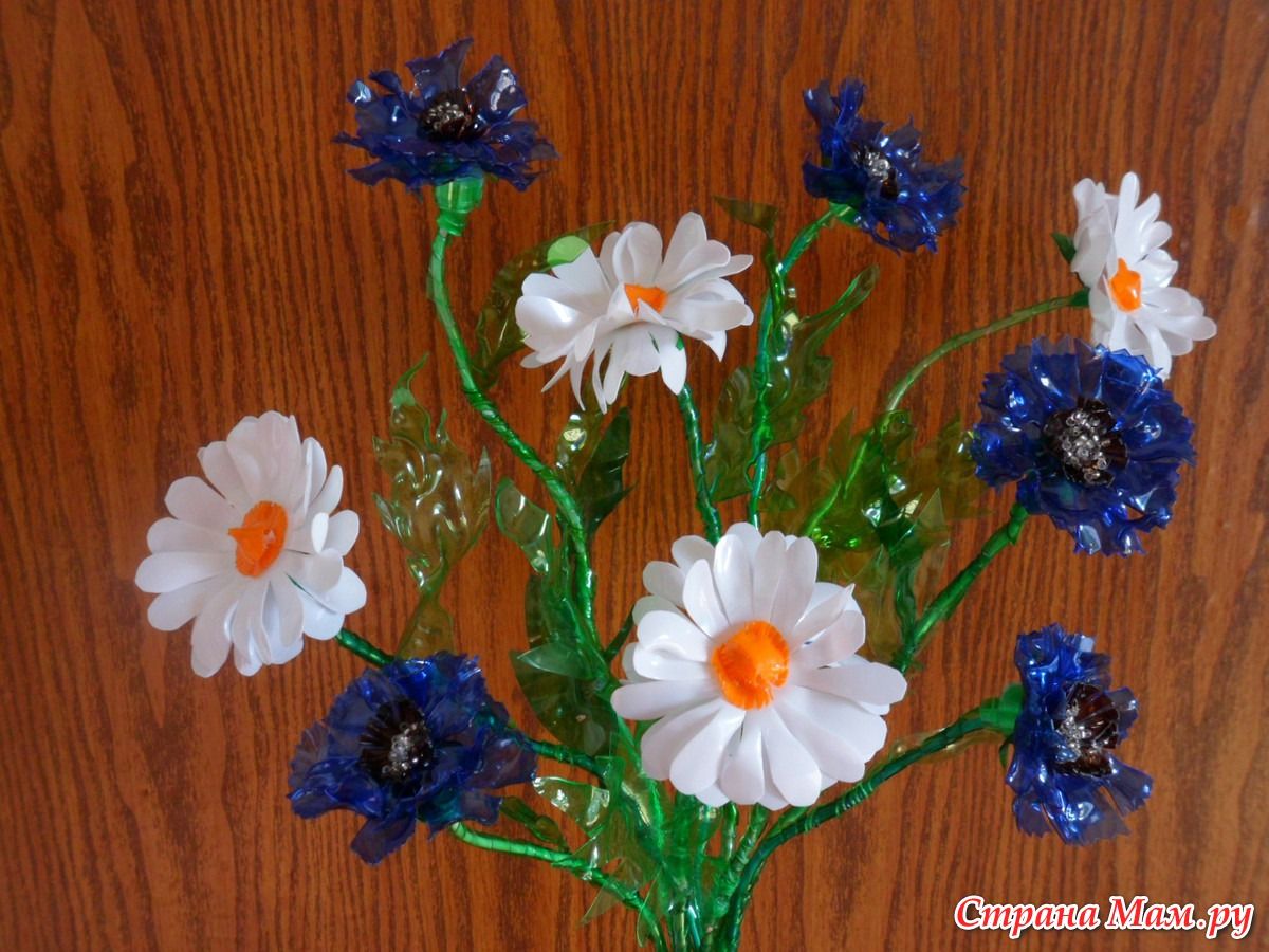 Flores hechas de botellas de plástico, aprende como se hacen y ayuda al ...