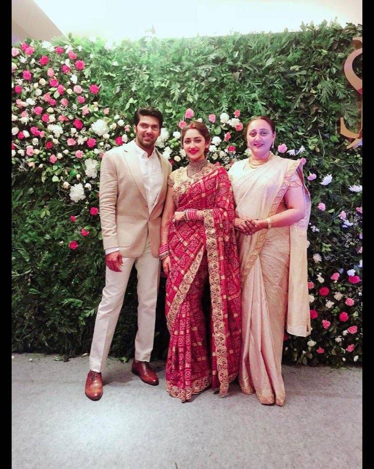 Actor Arya And Sayyesha Wedding Reception Photos - Hollywood ...