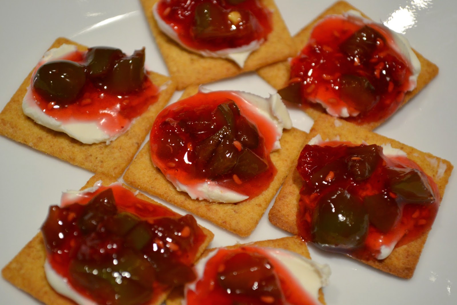 Quantrell Quips: Raspberry Jalapeno Cream Cheese Crackers