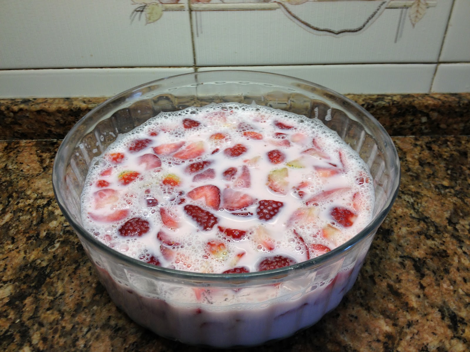 FRESAS CON LECHE | LA COCINA TRADICIONAL DE CAMBALACHE3