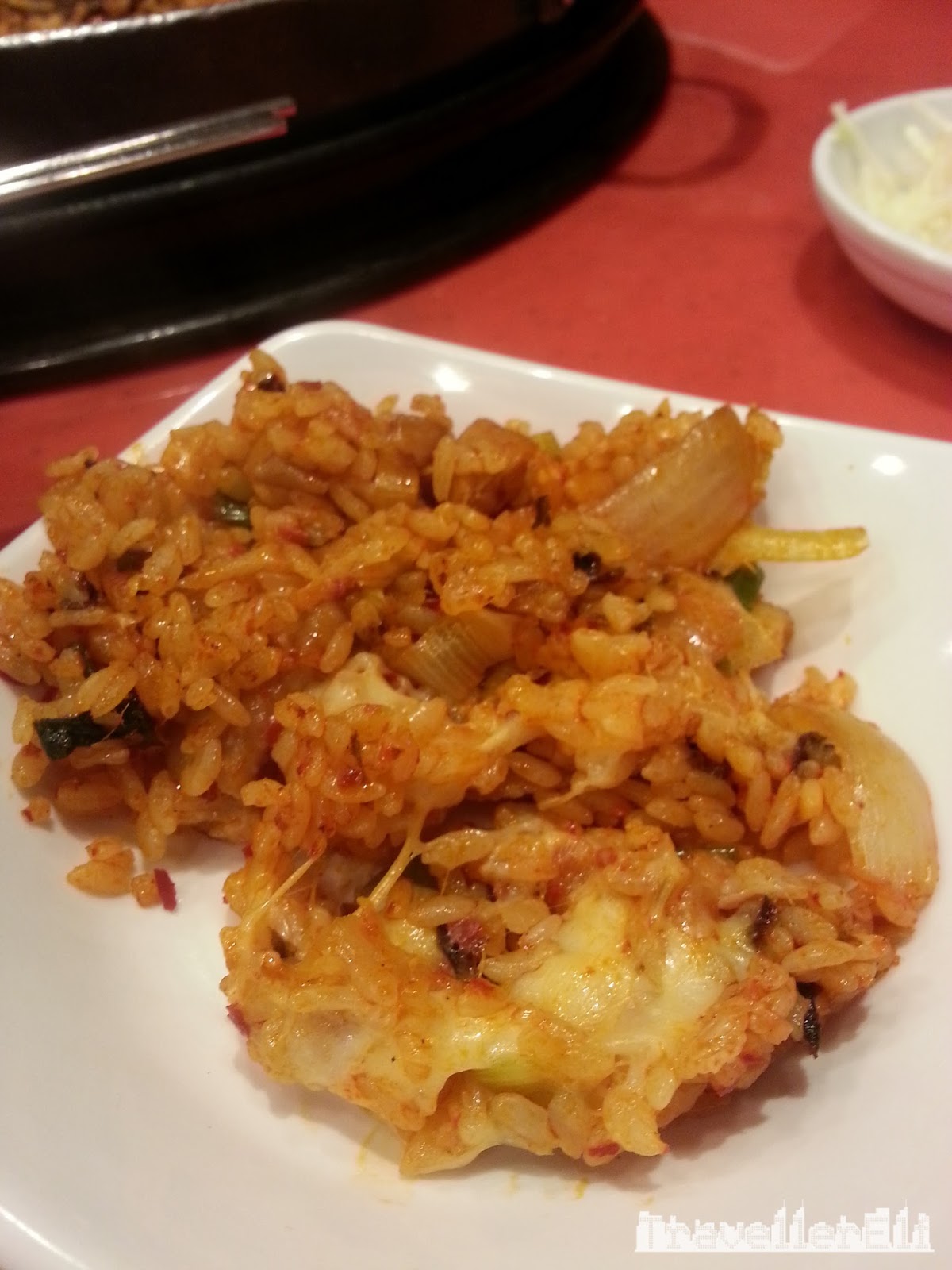 What to eat in Korea ~ Yoogane (유가네닭갈비) - Travellerelf