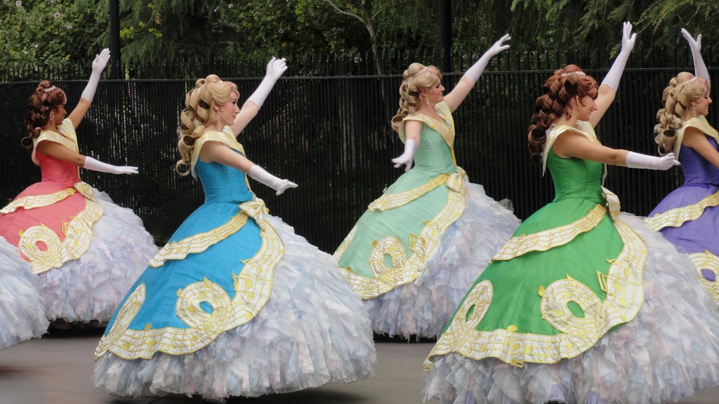 The Disneyland Traveler Blog: Mickey's Soundsational Parade Is Well ...