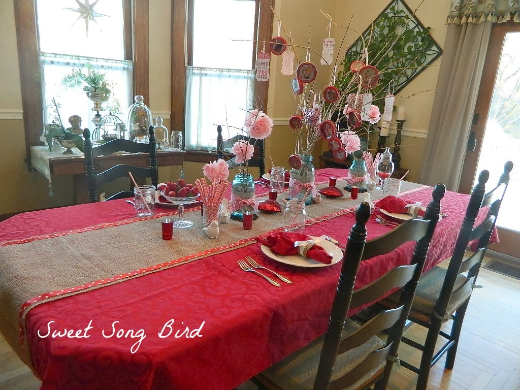 Evey's Creations: Romantic Double Date Tablescape on a Budget