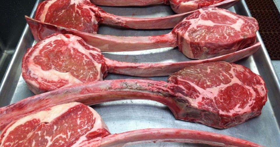 The Supreme Plate: Goals Everyone Should Have: Eat A Tomahawk Chop Steak