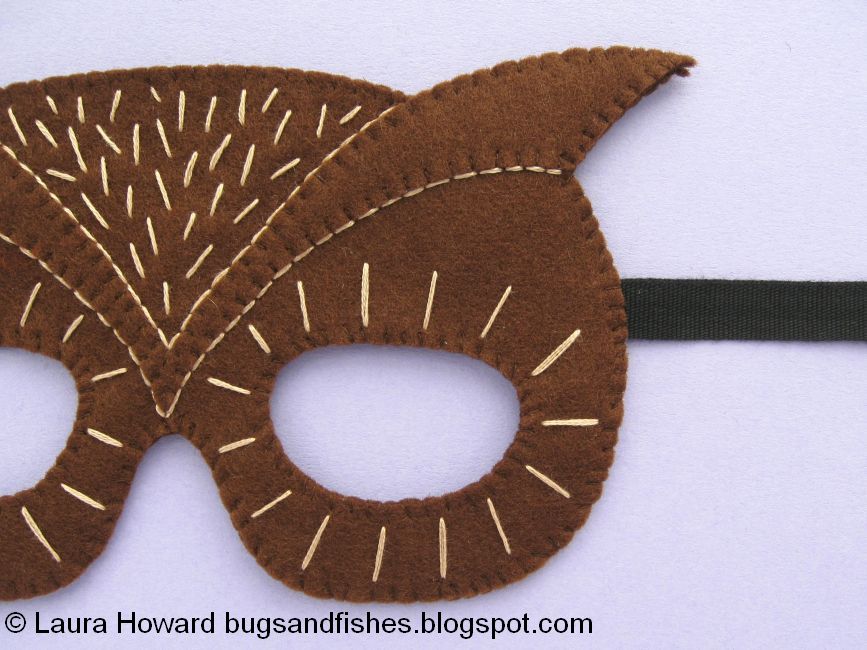 Bugs and Fishes by Lupin: Felt Owl Mask Tutorial for Halloween