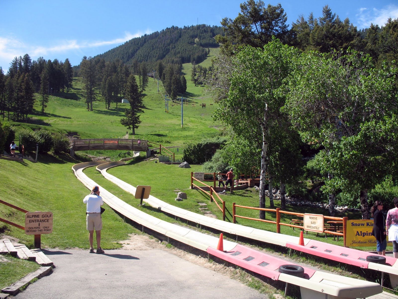 NAcatiON: JACKSON HOLE and Alpine Sledding