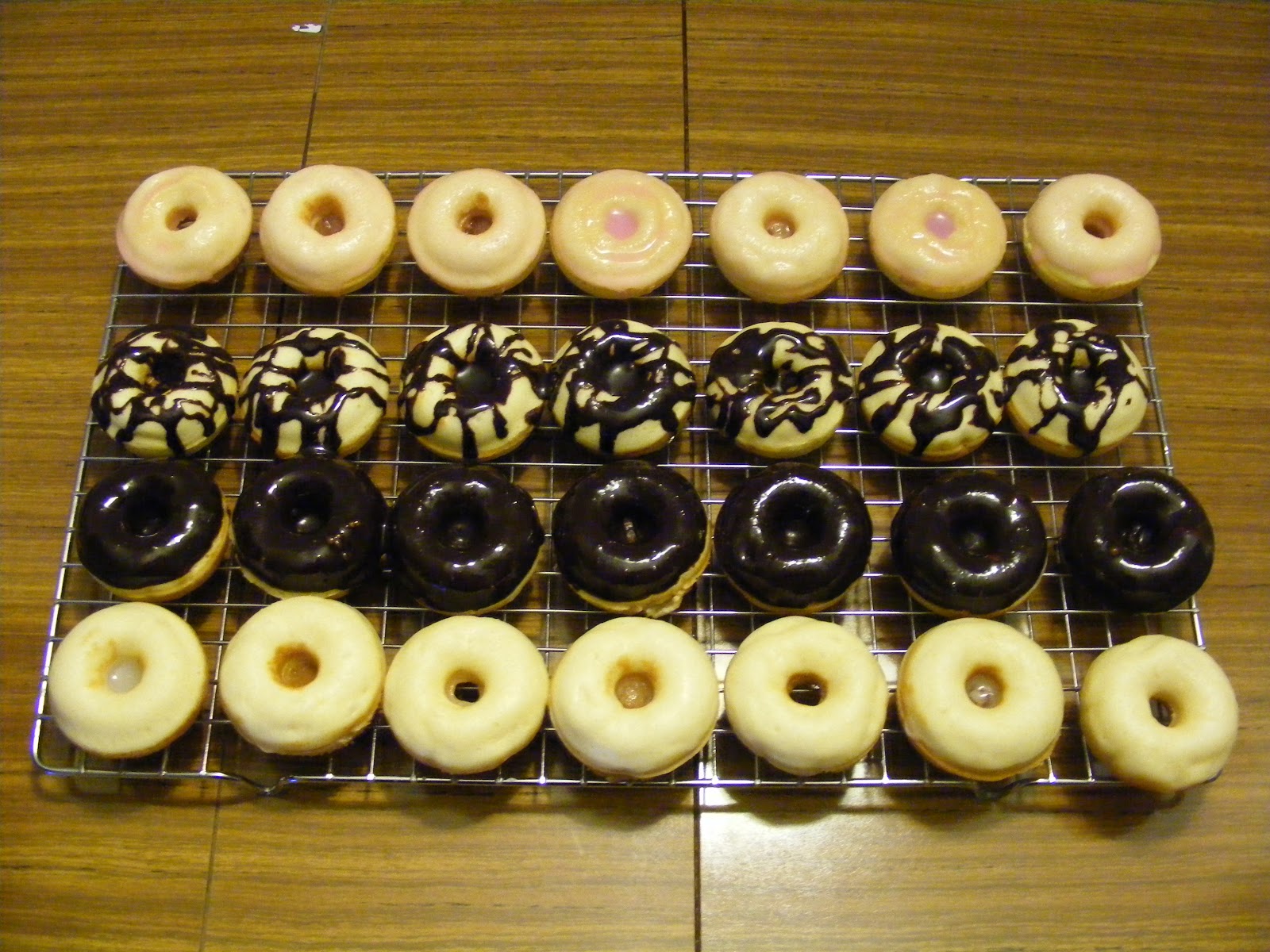 Alice's Sweet Cakes: Mini-donuts de chocolate y fresa súper deliciosos!!!