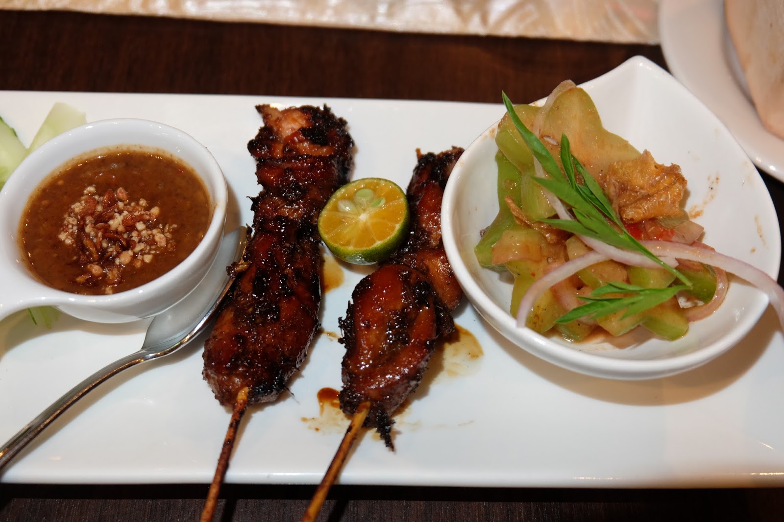 Kee Hua Chee Live!: DANCING FISH AT BANGSAR SHOPPING CENTRE IS BOTH THE ...