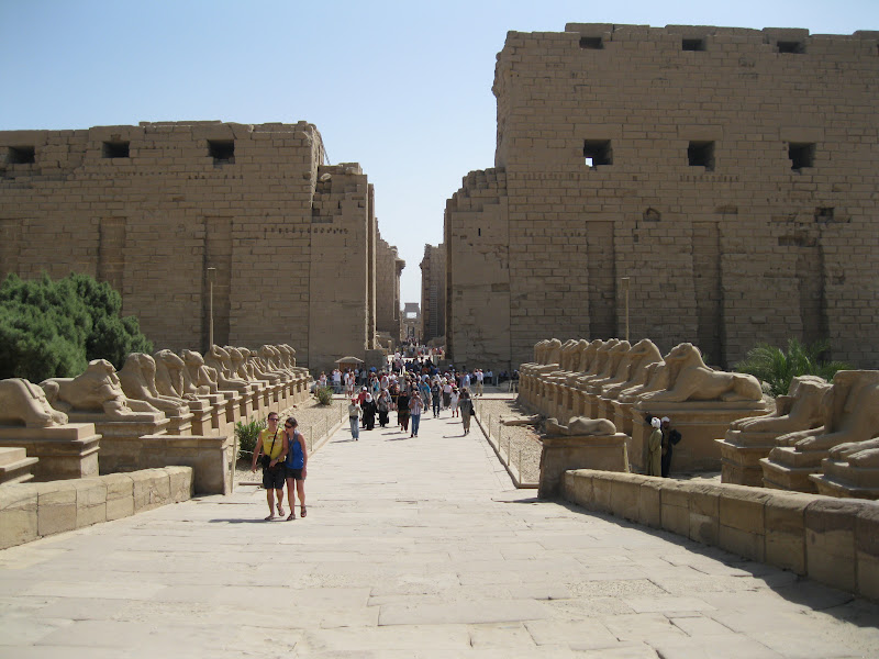 Kaponieeri: Karnakin temppeli