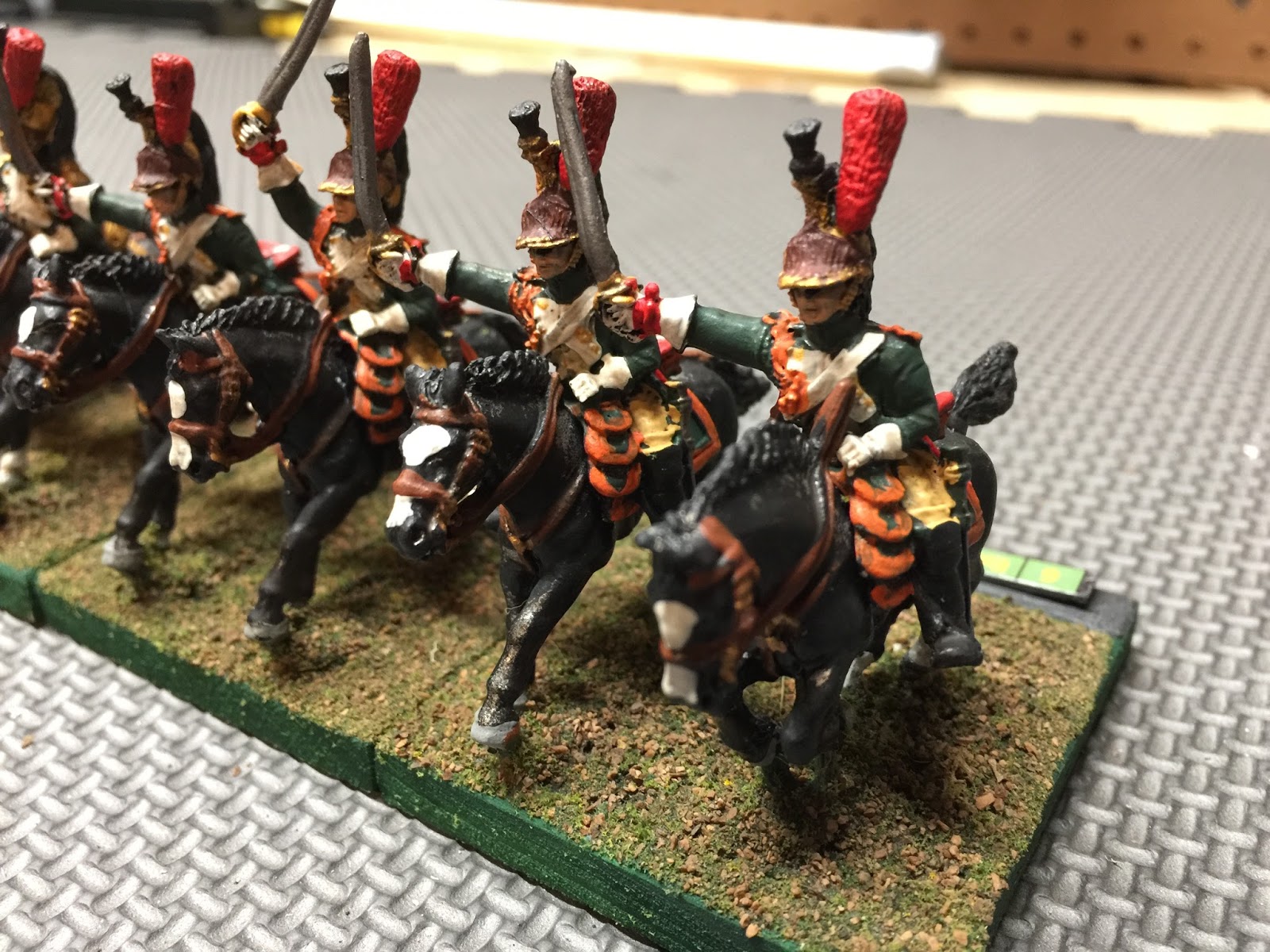 Mark D's Gaming Site: Rebasing New 28mm Figures