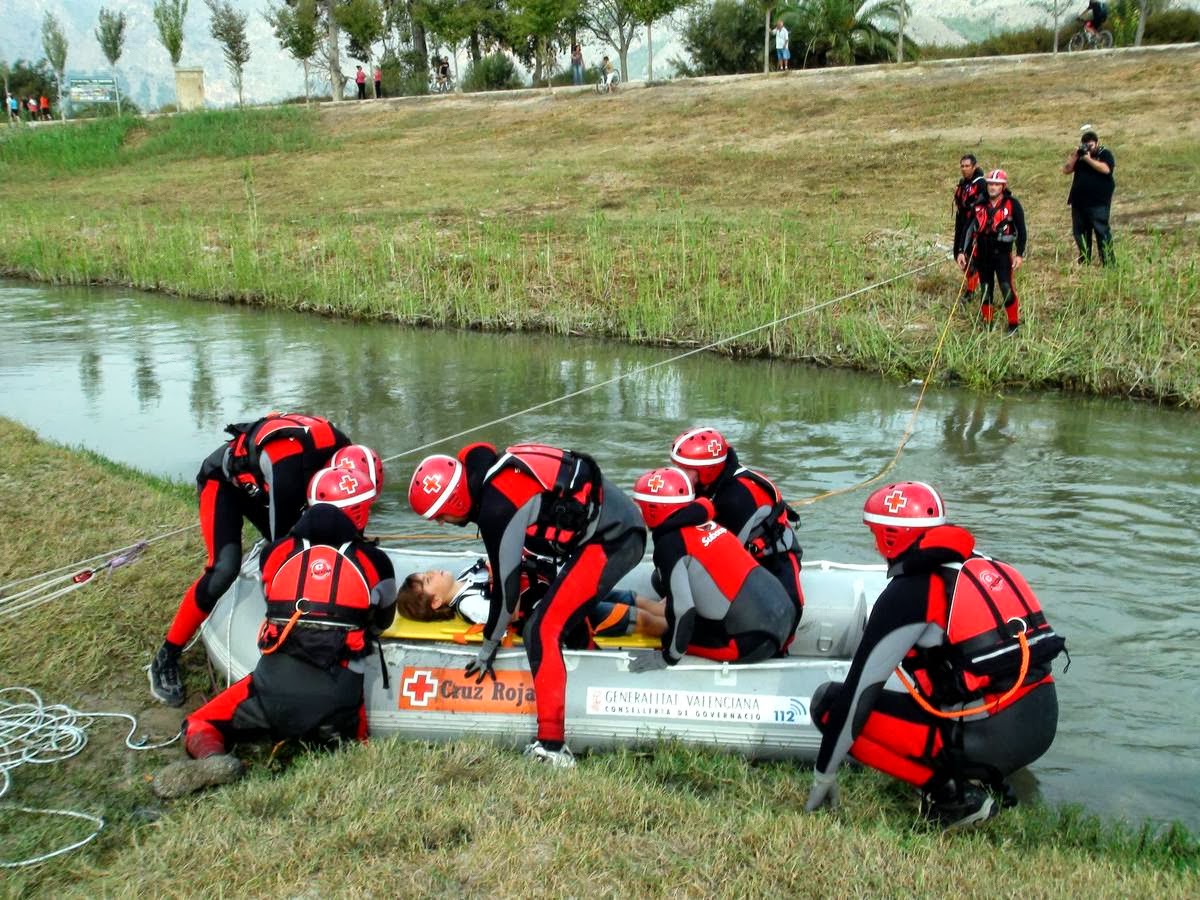 LANCHA DE SALVAMENTO MARÍTIMO TABARCA & E.L.E. Búsqueda y Salvamento en ...