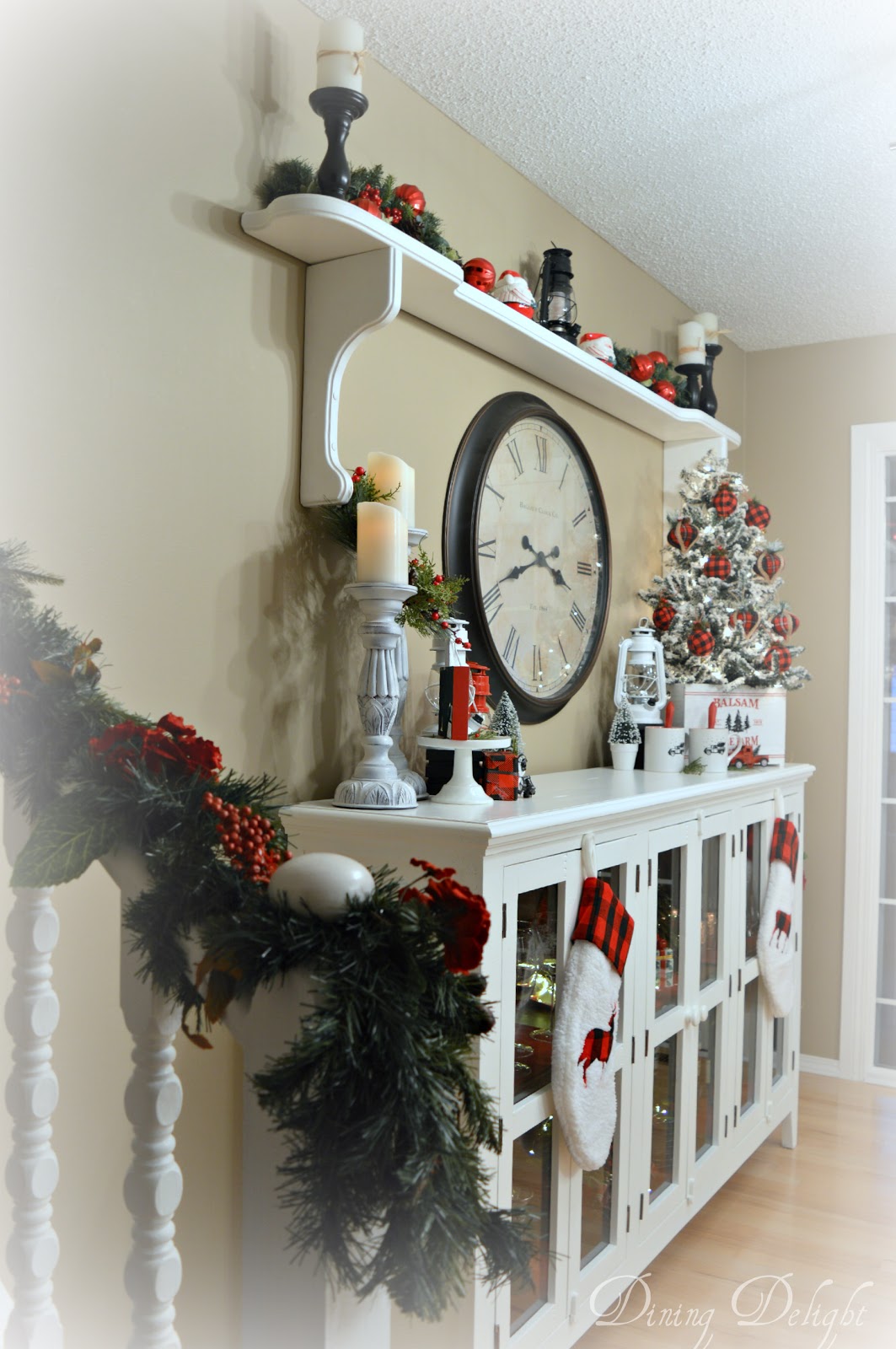 Dining Delight: Christmas Sideboard in the Kitchen