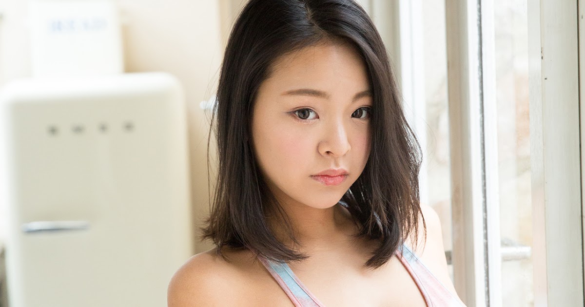 [Graphis] First Gravure 初脱ぎ娘 No.144 Manaka Minami 南真菜果