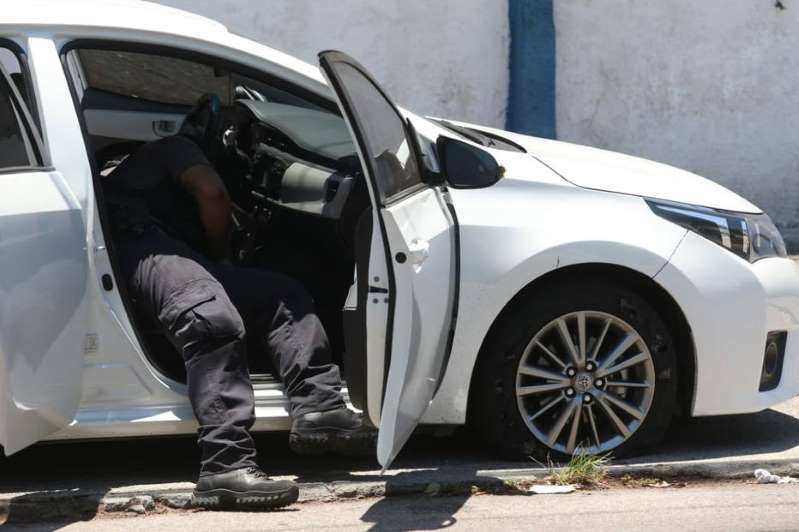 Deputada que teve carro atingido por tiros relata que recebeu ameaça da ...
