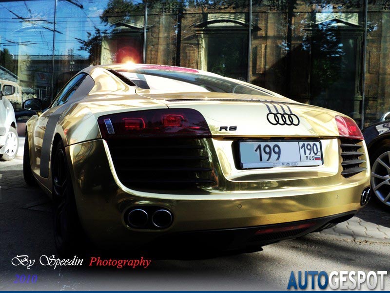 Gold Audi R8 spotted | Automobile For Life