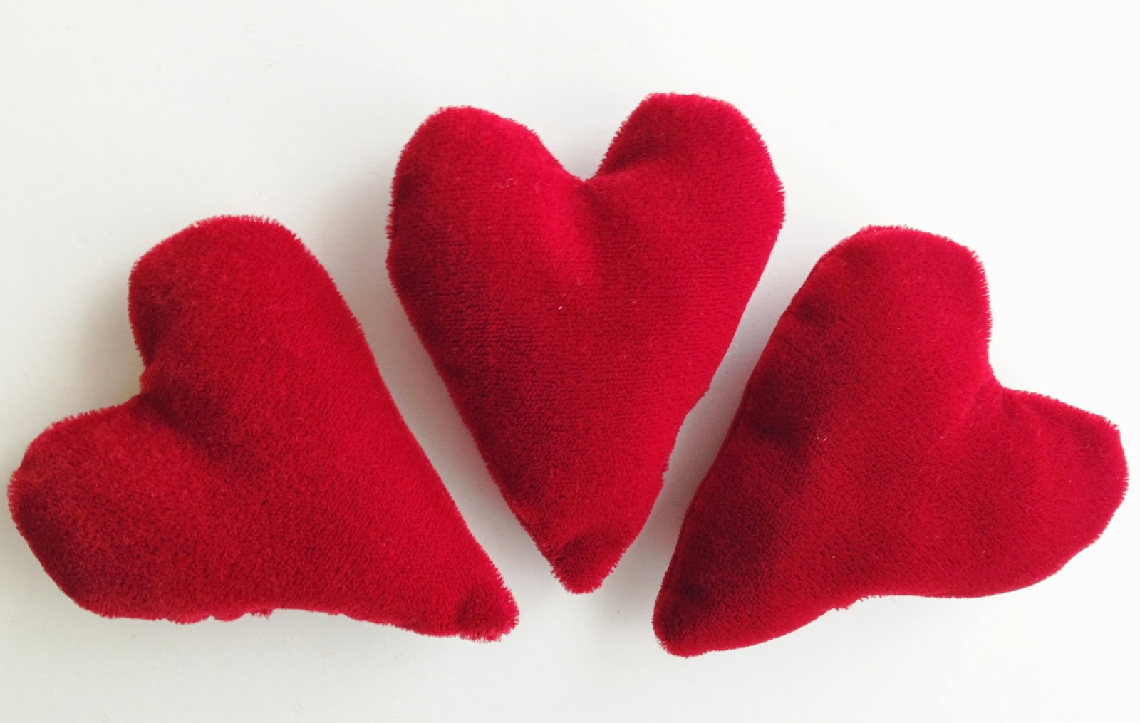we bloom here: tutorial :: valentine velvet hearts