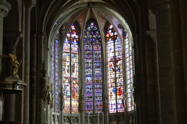 Simon De Montfort and the Persecution of the Cathars - The Albigensian ...