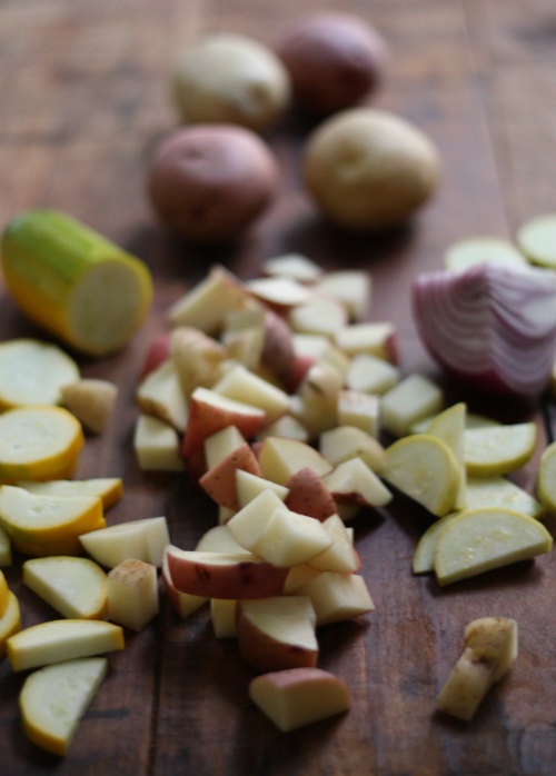 Weekend Brunch Recipe: Summer Vegetable Hash | 17 Apart