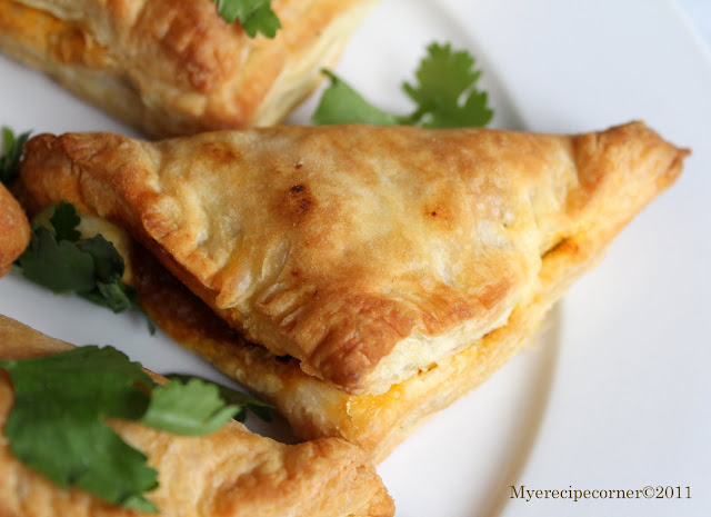 Mye's Kitchen: Vegetable puffs( Indian style curried vegetable in puff ...