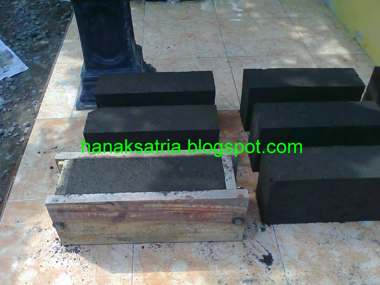 hana ksatria: MEMBUAT BATAKO SENDIRI