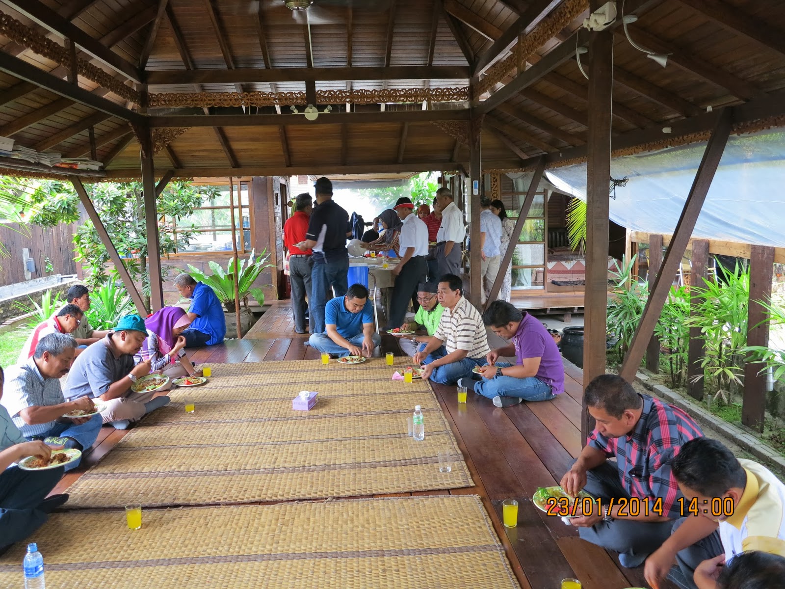 Cinta Pada Yang Satu: LAWATAN KE KILANG ZULL DESIGN AUTOTRONIC, RAWANG ...