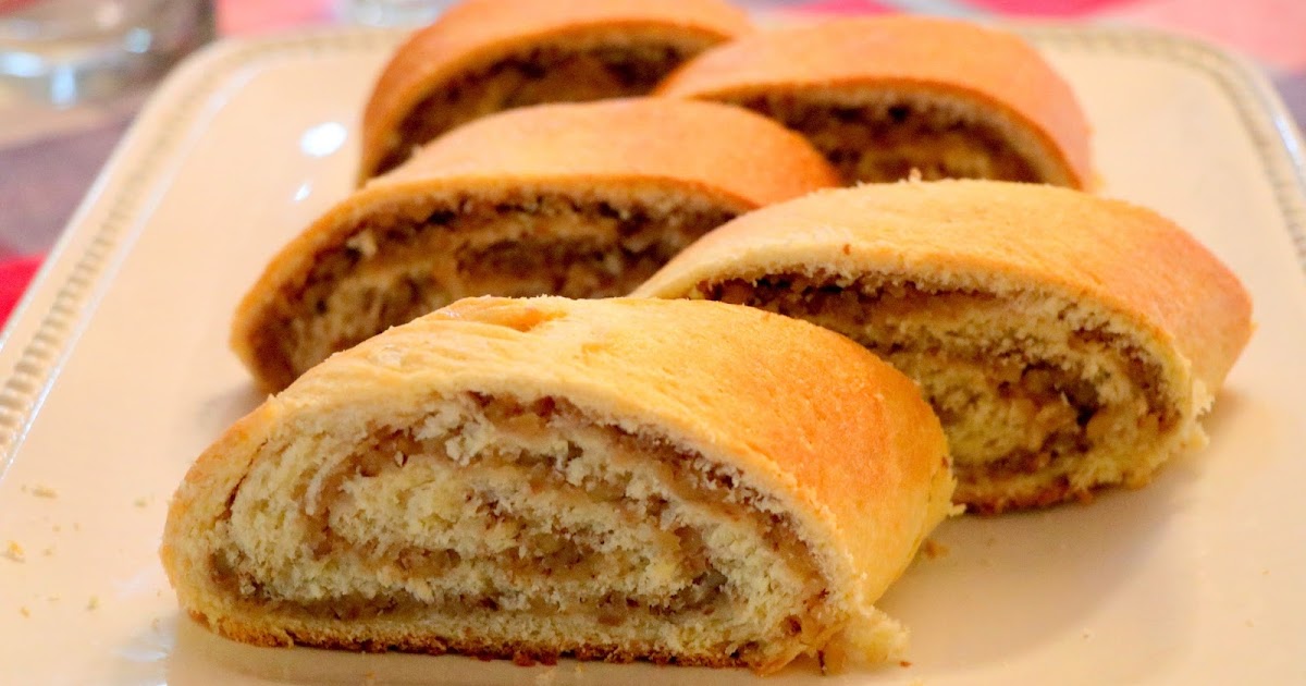 Mennonite Girls Can Cook: Roolyet (Russian Nut Roll)