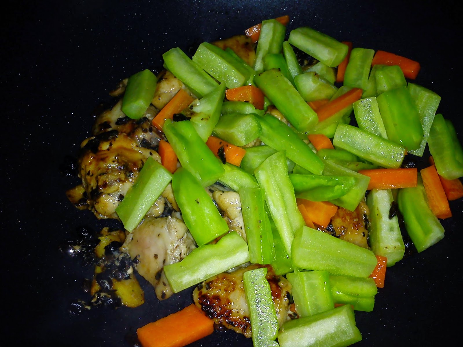 Cooking Pleasure: Braised Bitter Gourd With Chicken