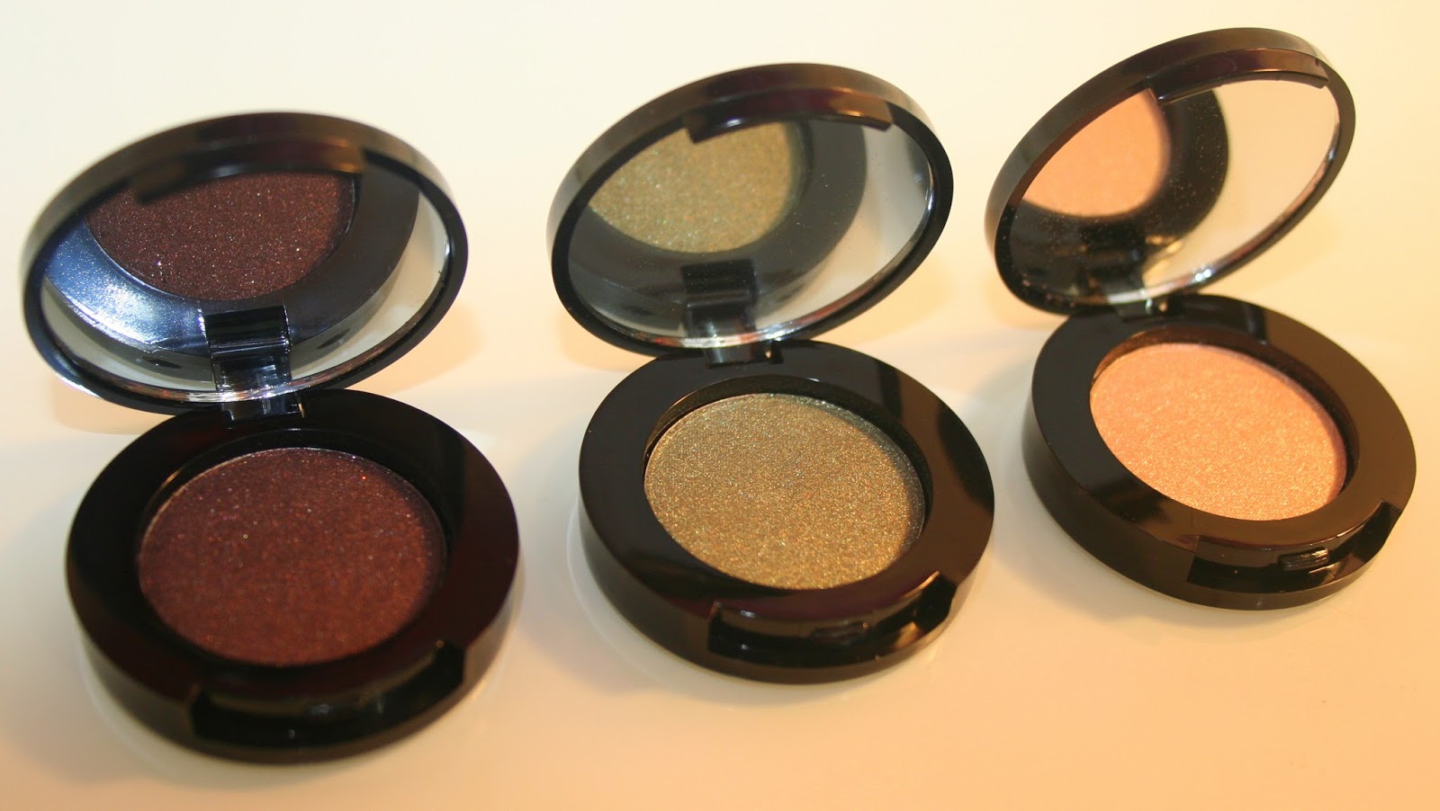 Fashion Maven... Mommy: Fall in Love with Smart Bomb Cosmetics!