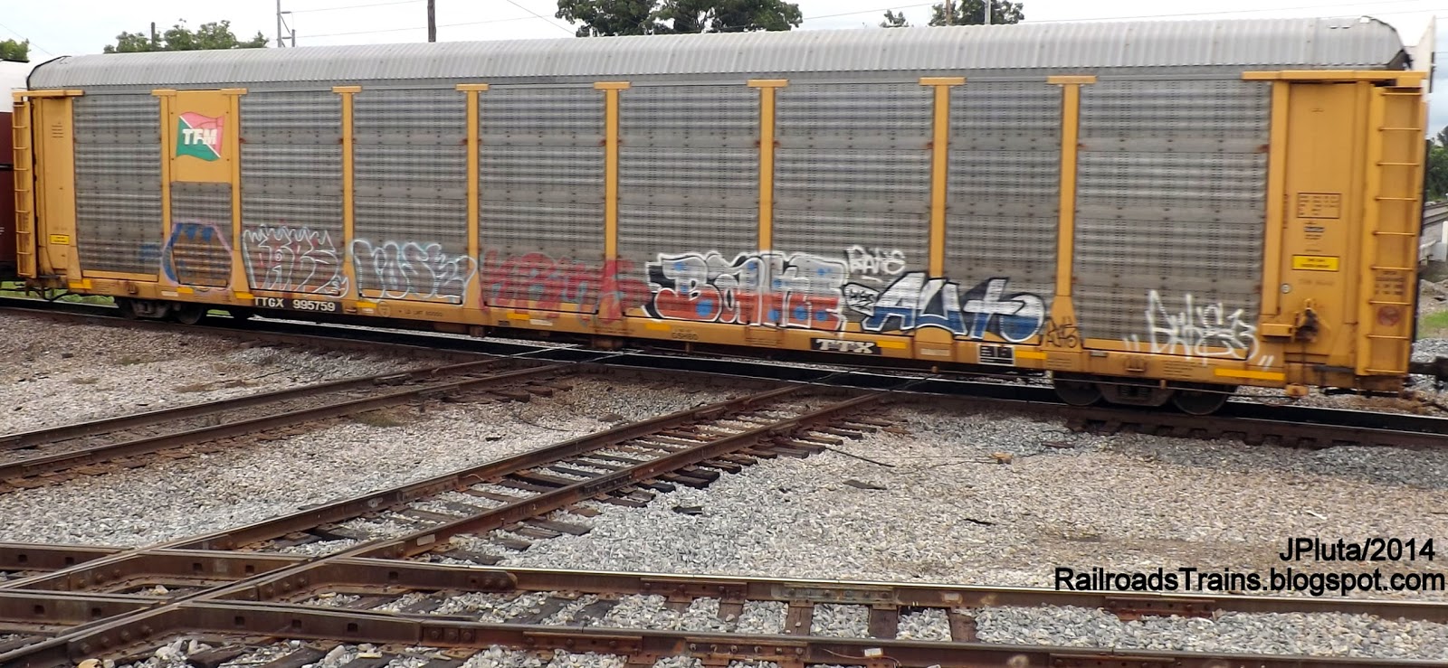 RAILROAD Freight Train Locomotive Engine EMD GE Boxcar BNSF,CSX,FEC ...