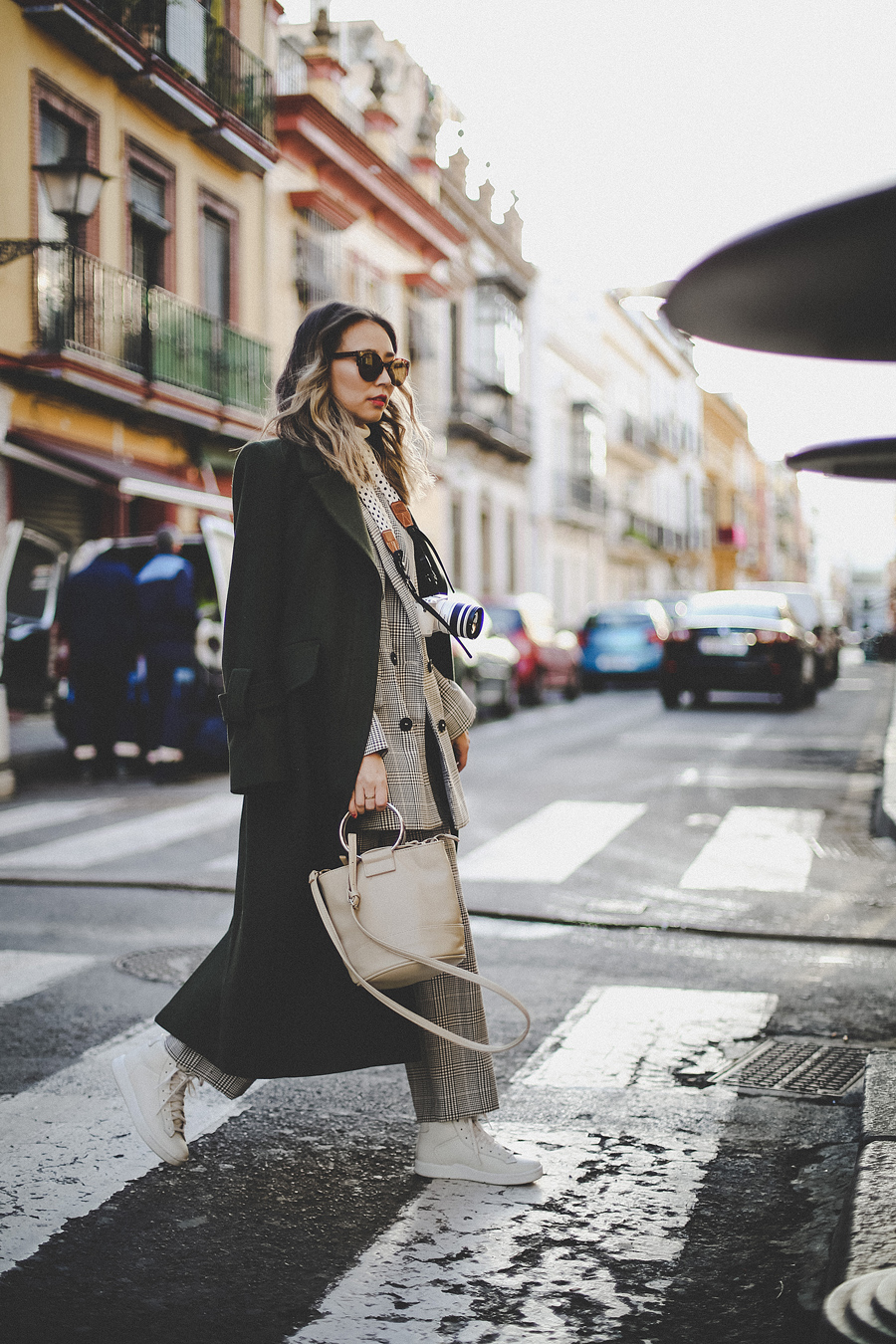 Stylish Way to Wear A Long Green Coat