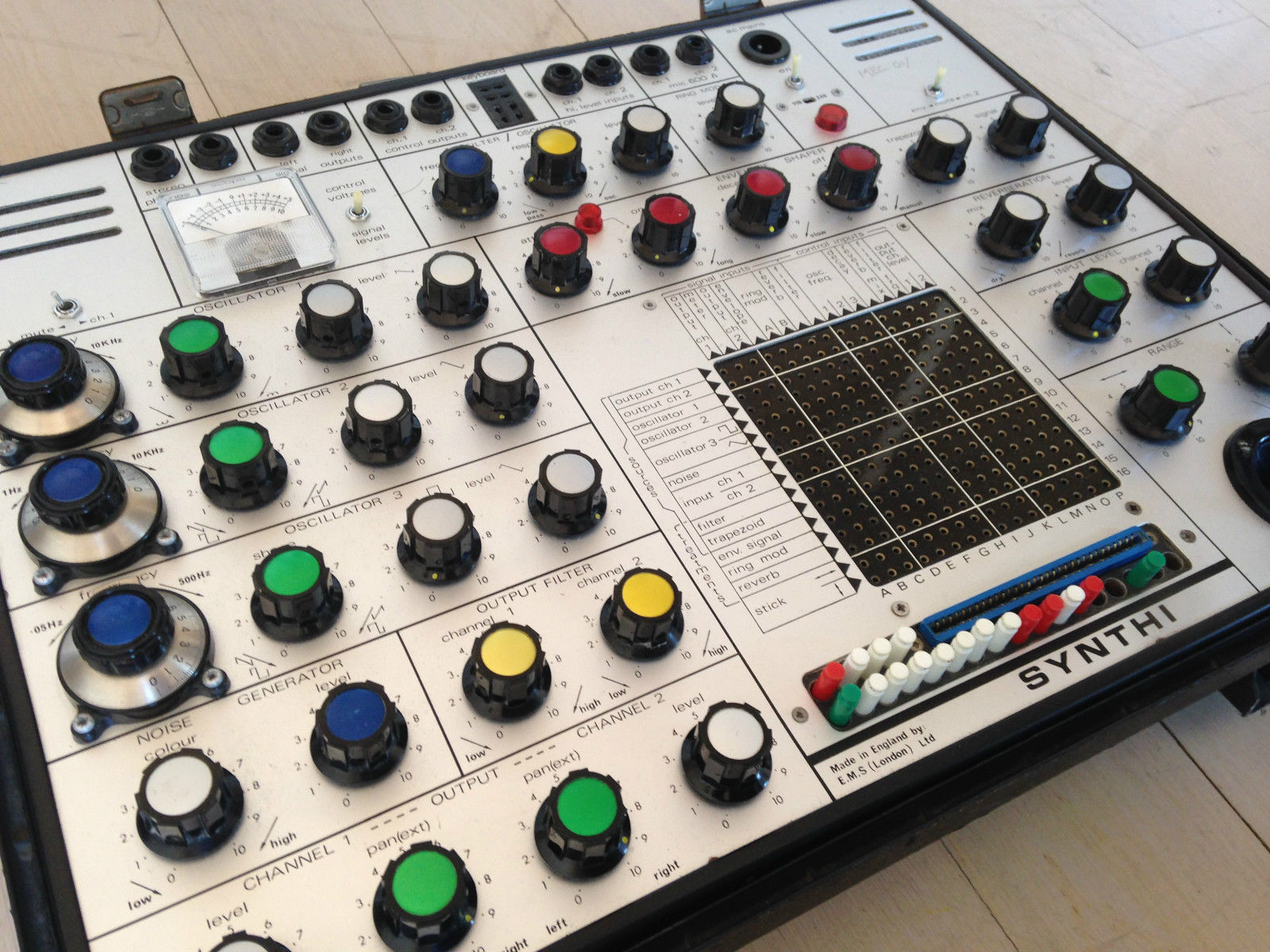 MATRIXSYNTH: Beautiful Vintage EMS Synthi AKS Modular Synth + Midi/CV ...