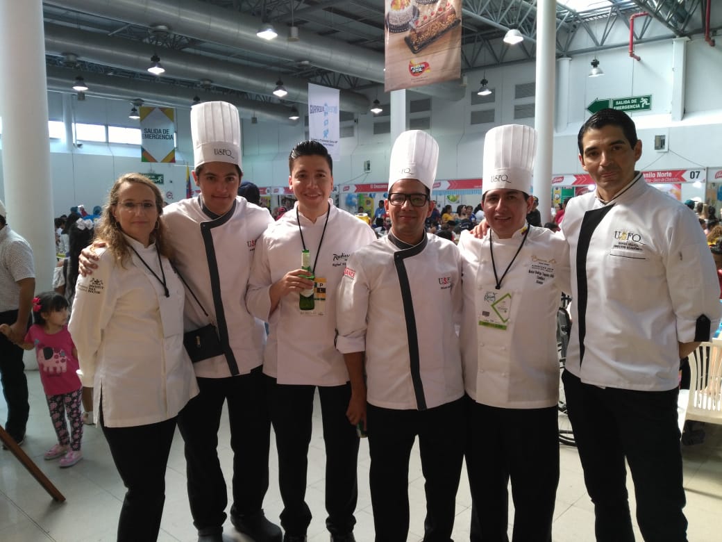 Chefs de la USFQ ganan premio en la Copa Culinaria Raíces - Noticias USFQ
