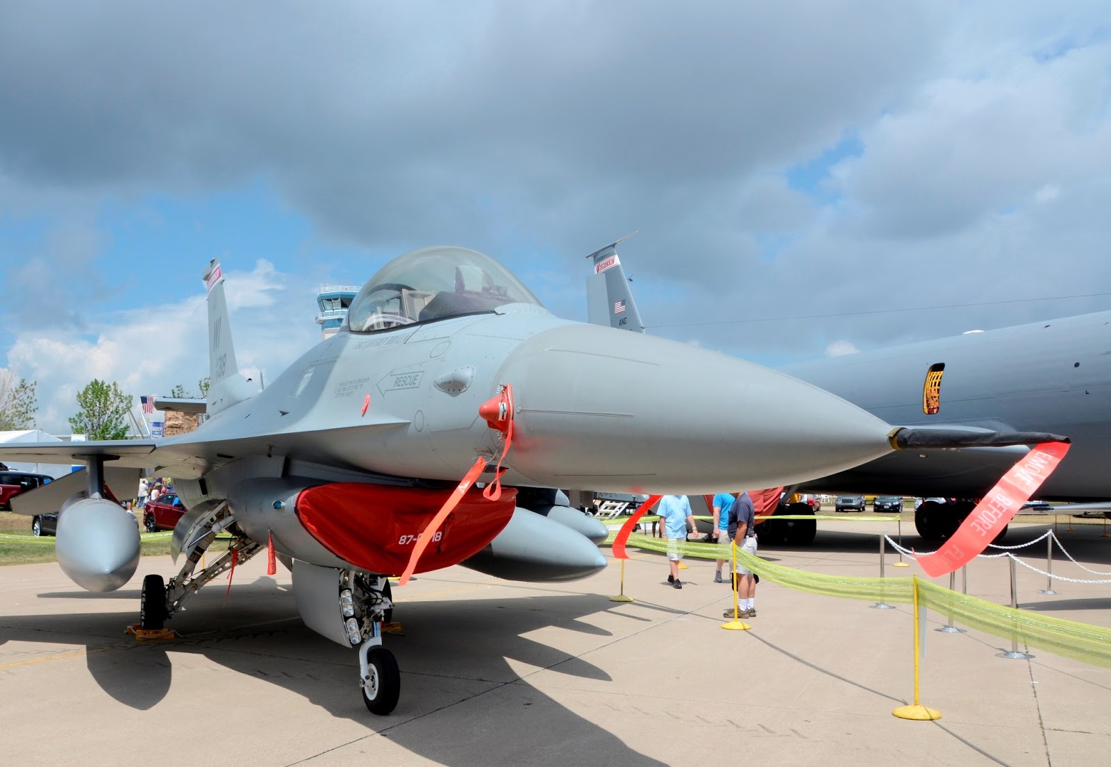 The Aero Experience: EAA AirVenture Oshkosh 2012: Wisconsin ANG F-16 ...