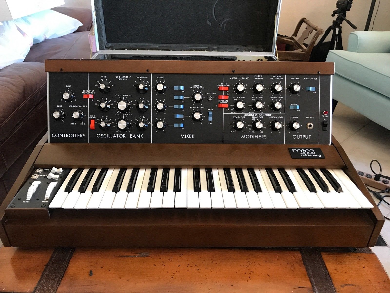 MATRIXSYNTH: Vintage Moog Minimoog Model D Synthesizer SN 10460
