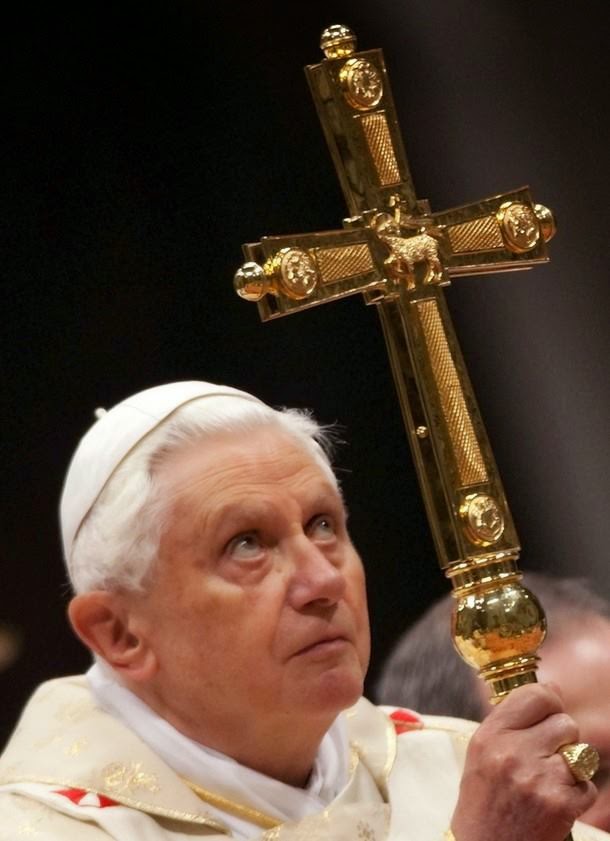 Pílulas Litúrgicas: A férula papal