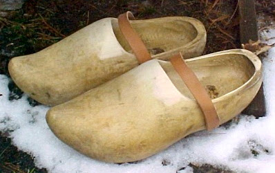 A mishmash of stuff - "sabots", Abercrombie & Fitch and the Jacquard loom